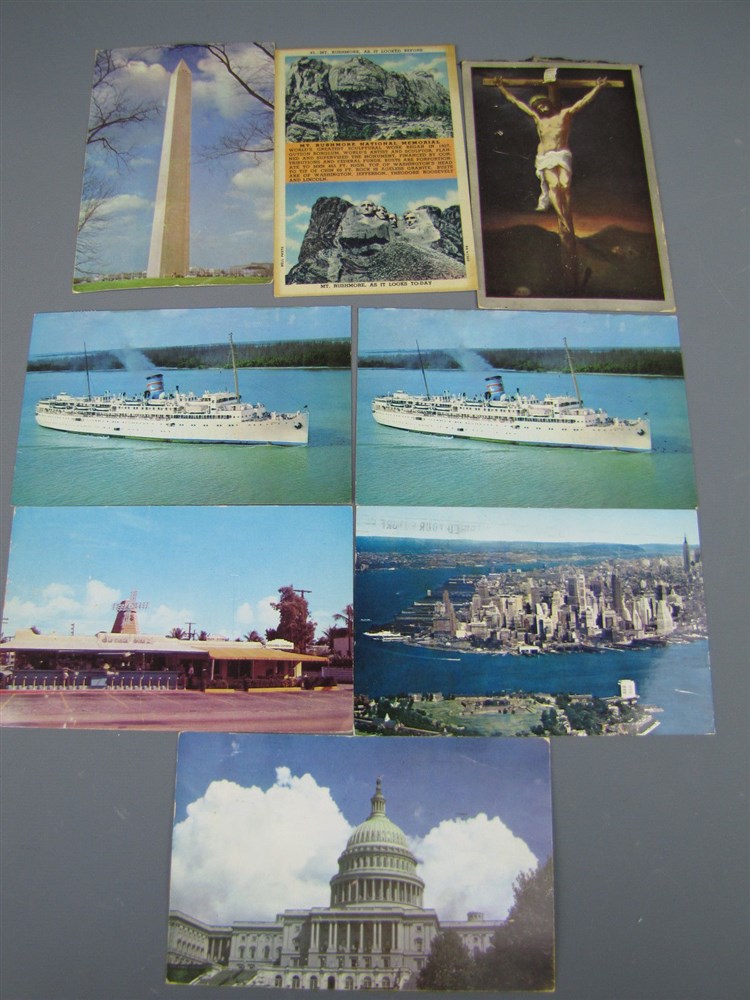 Lot of 8 Vintage Postcards United States Monuments